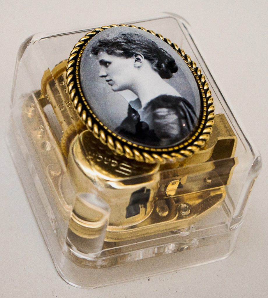 Winnie Davis Music Box - Confederate Museum